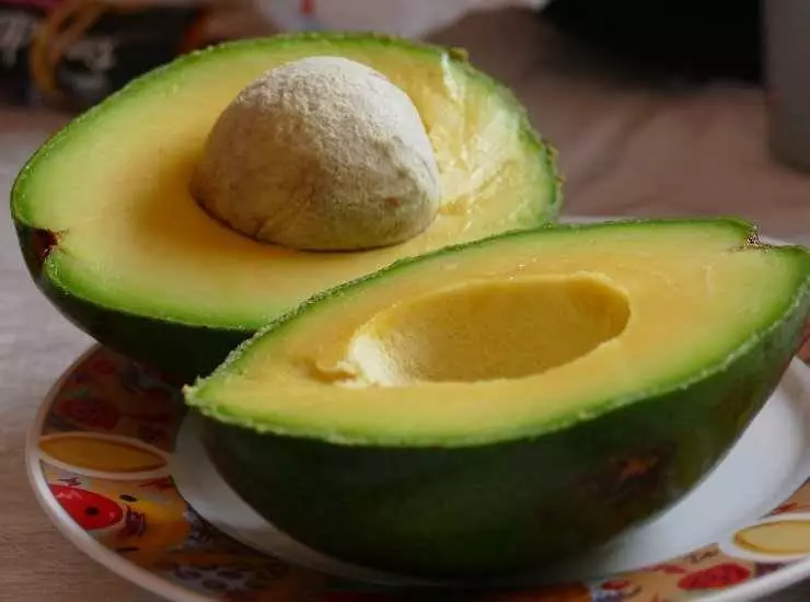 Recipe e monate ea avocado ea mayonnaise