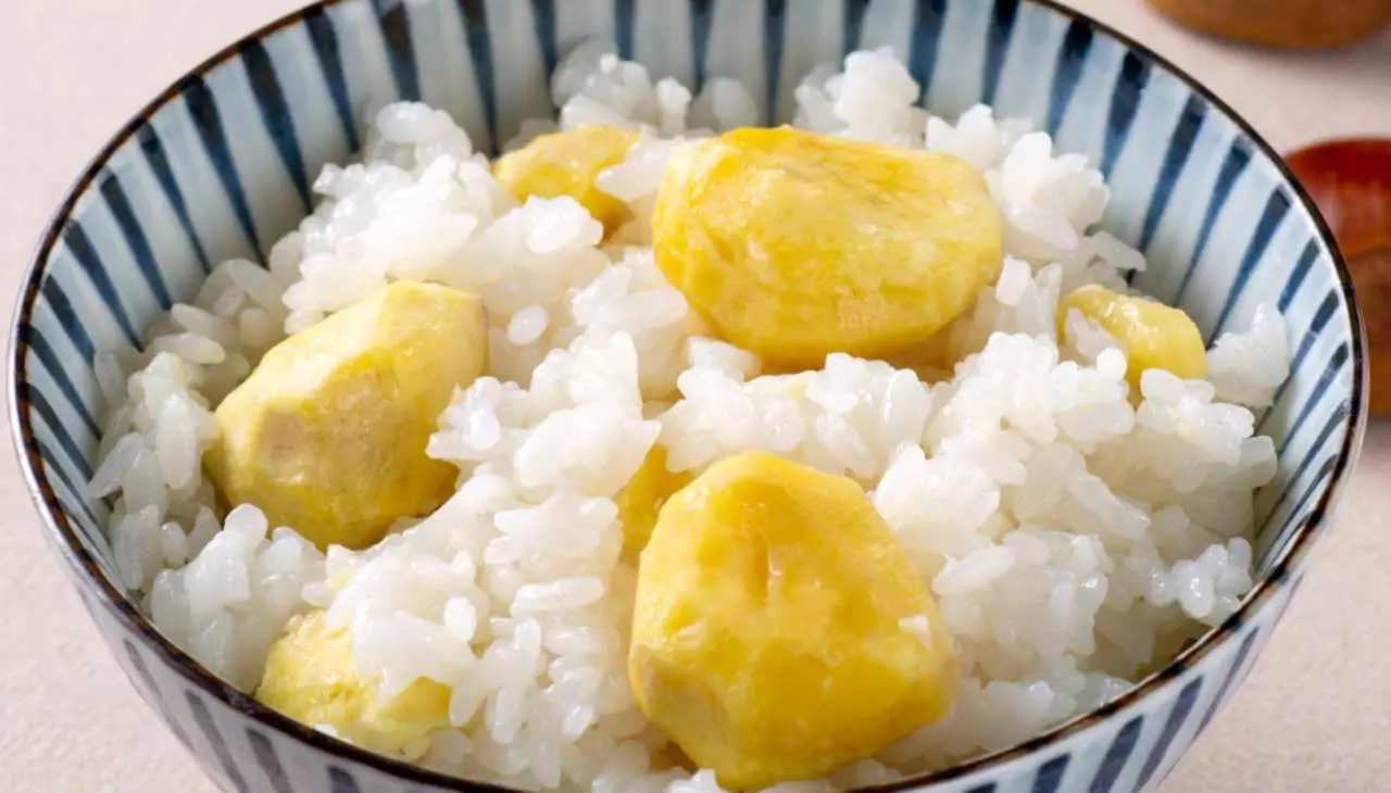 First course of rice with typical autumn fruit and milk