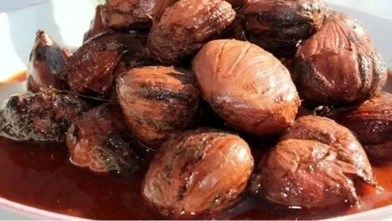 Chestnut jam: tonga lafatra amin'ny fanomanana tsindrin-tsakafo tena tsara 3521_3