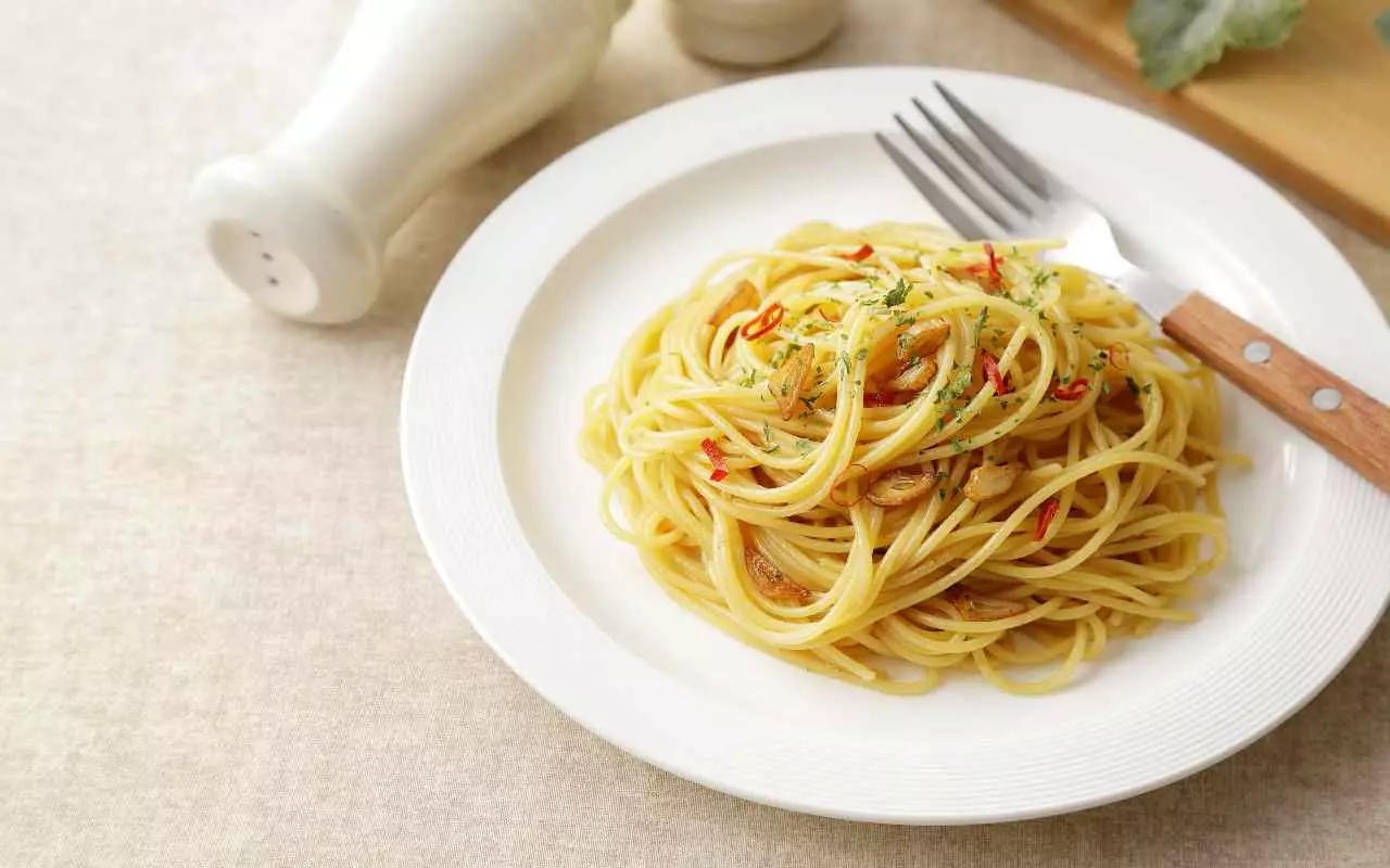 pasta bawang putih cili taralli recipe PHOTO ricettasprint