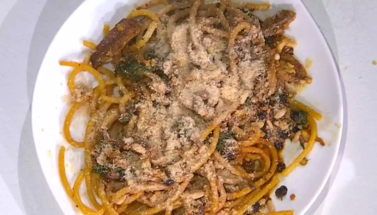 Ny mitataovovonana foana | Recipe Express nataon'i chef Zia Cri | Pasta misy sardines sy fennel