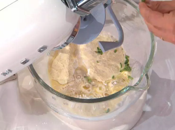 Het is altijd middag | Recept van chef-kok Ivano Richchebono | Groene cappellacci met eekhoorntjesbrood