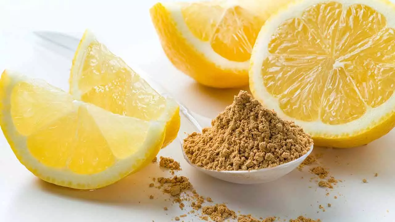 Mətbəxdə bir sirr limon aromasının həmişə istifadəyə hazır olmasıdır