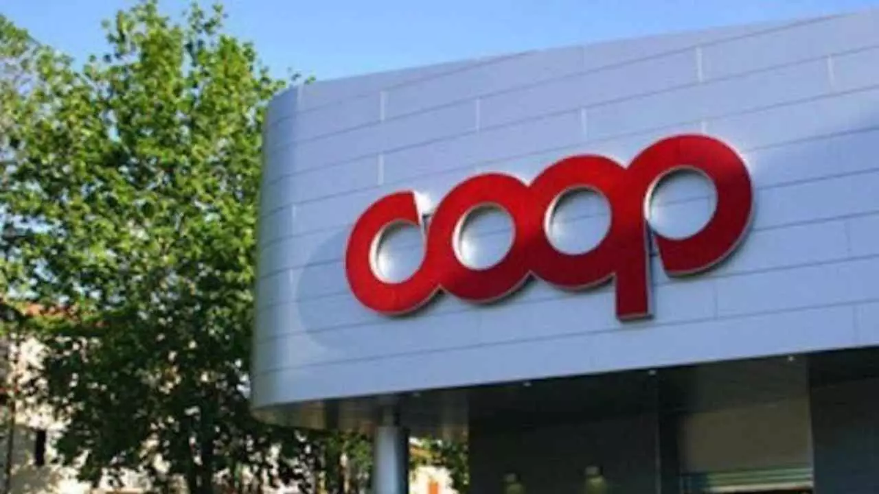 זכירת מזון Coop, נסיגה מיידית עבור מוצר זה צילום