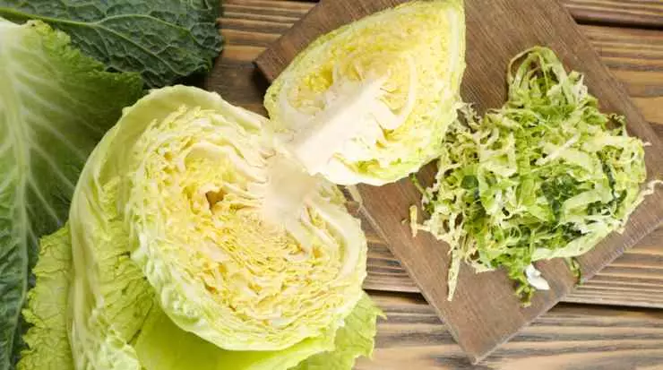 Savoy cabbage chickpeas 2022 02 23