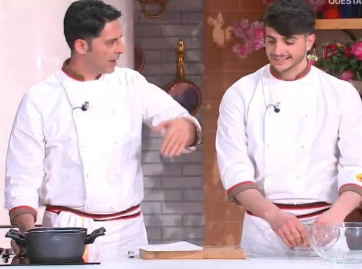 Ifoto ya Buri gihe ni saa sita. Zeppole di San Giuseppe na chef Mauro na Mattia Improta