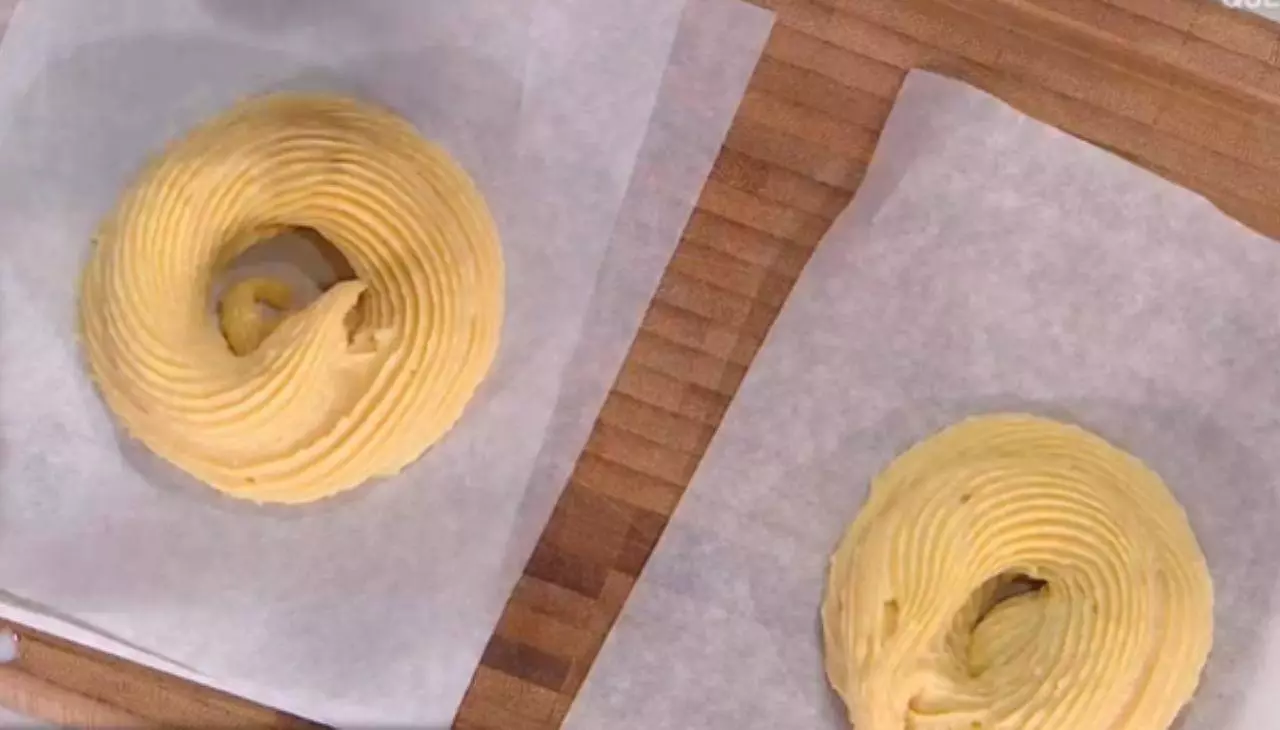 Sempre és migdia | Siluetes de les Zeppole de San Giuseppe | 2 segons, i seran preciosos!