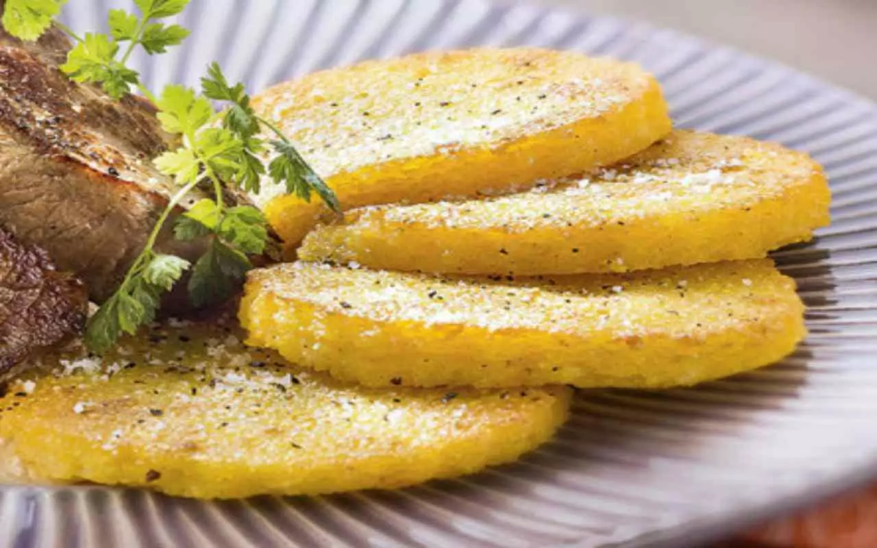 Polenta medaljoni | Viegli, garšīgi un vienkārši pagatavojami