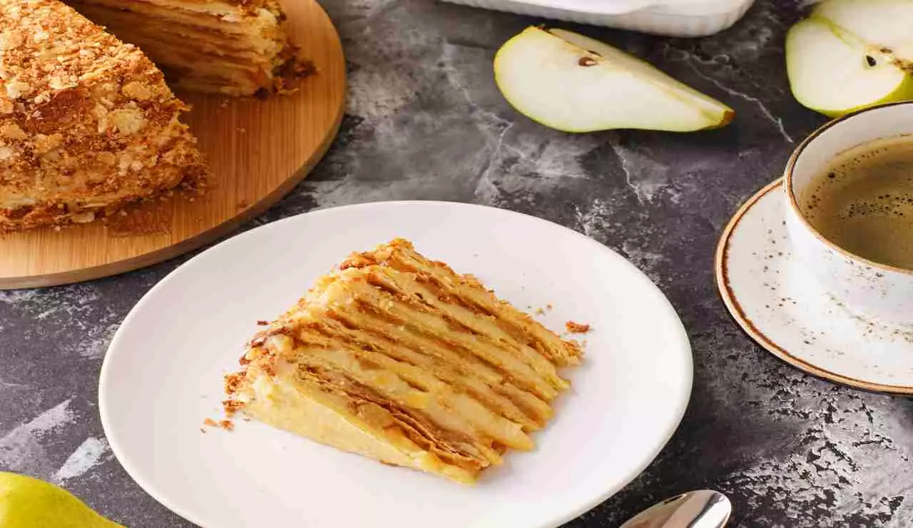 En quelques minutes et avec la pâte feuilletée, on va créer un dessert redoutable et irrésistible, on parie ?