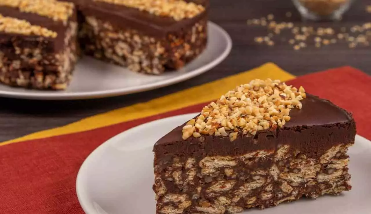 Benedetta Rossi, voici mon incroyable gâteau rapide et sans cuisson de biscuits et de chocolat