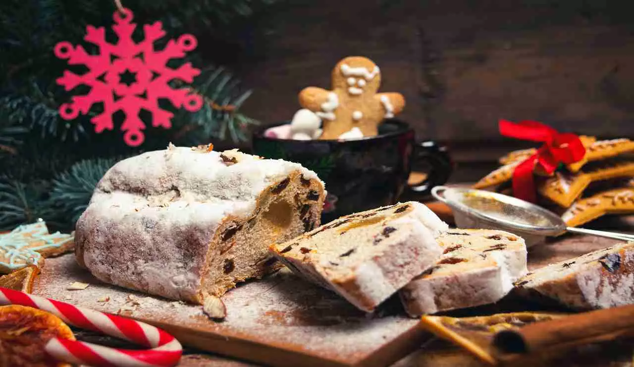 Fruity nga pan nga adunay cinnamon ug candied nga prutas | ang sekreto sa usa ka hingpit nga Pasko