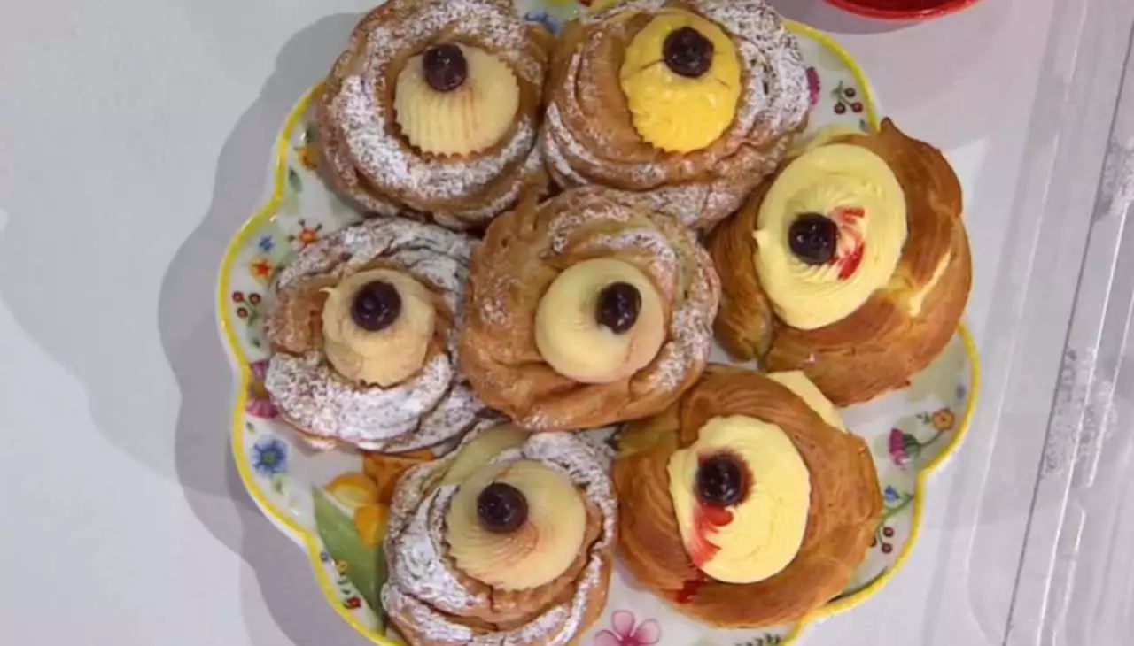 Công thức nấu ăn của đầu bếp Mauro Cải thiện và con trai ông là đầu bếp Mattia | Saint Joseph's Zeppole