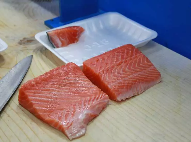 salmon filleted