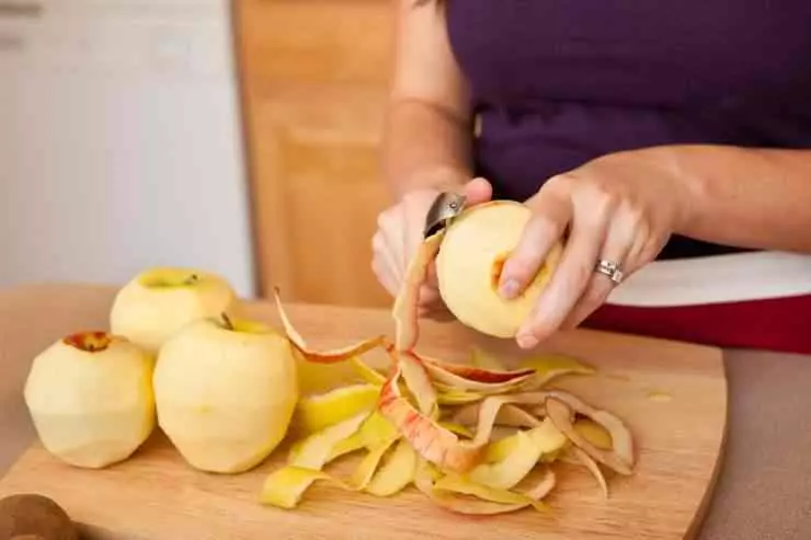 Omenat taikinassa kevyt resepti | Vain 135 kaloria per annos 36448_2