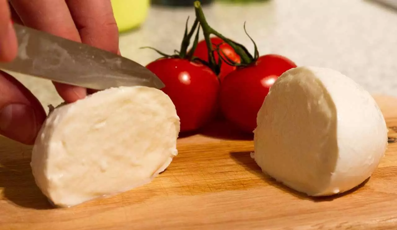 ¿Comer pizza en Navidad? Si te suena increíble, ¡nunca has visto esto!