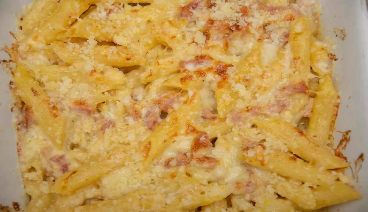 Serat carbonara panggang