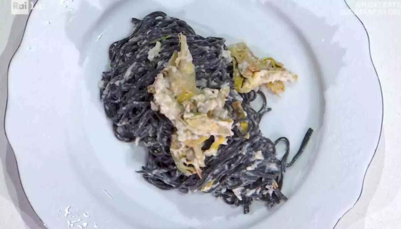 Sempre é mediodía | Receita do chef Ivano Ricchebono | Tagliolini negros con batoms e alcachofas