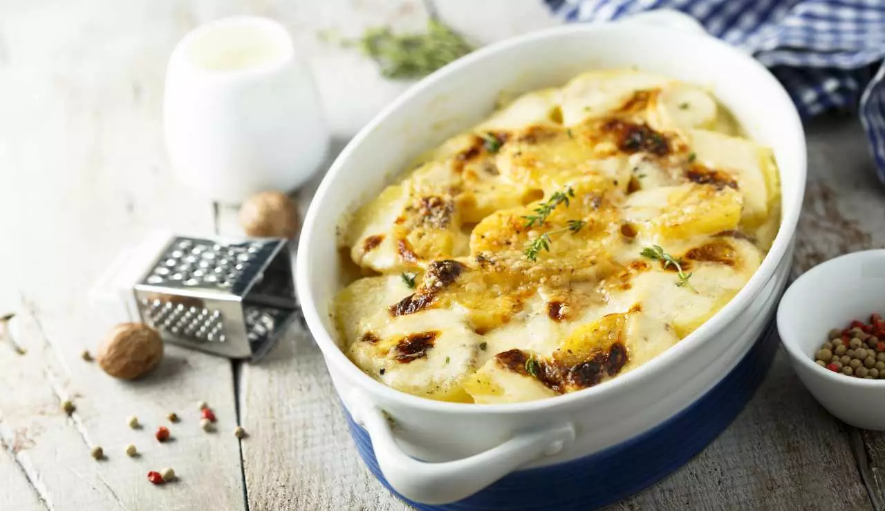 Patates al forn a la romana | Deliciós i molt fàcil de fer