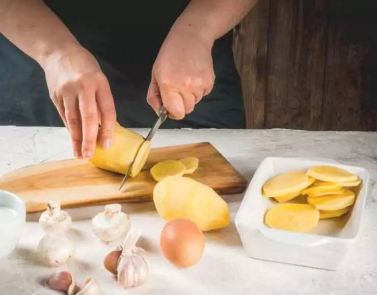 Gepofte aardappelen in Romeinse stijl | Lekker en heel makkelijk te maken 36790_2