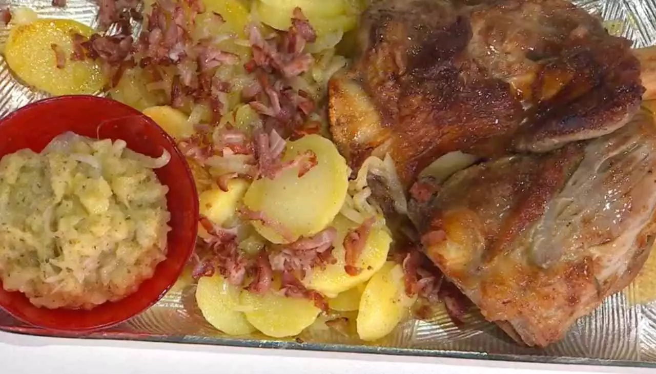 Het is altijd middag | Recept van chef-kok Barbara De Nigris | Schenkel met aardappelen en appelcompote
