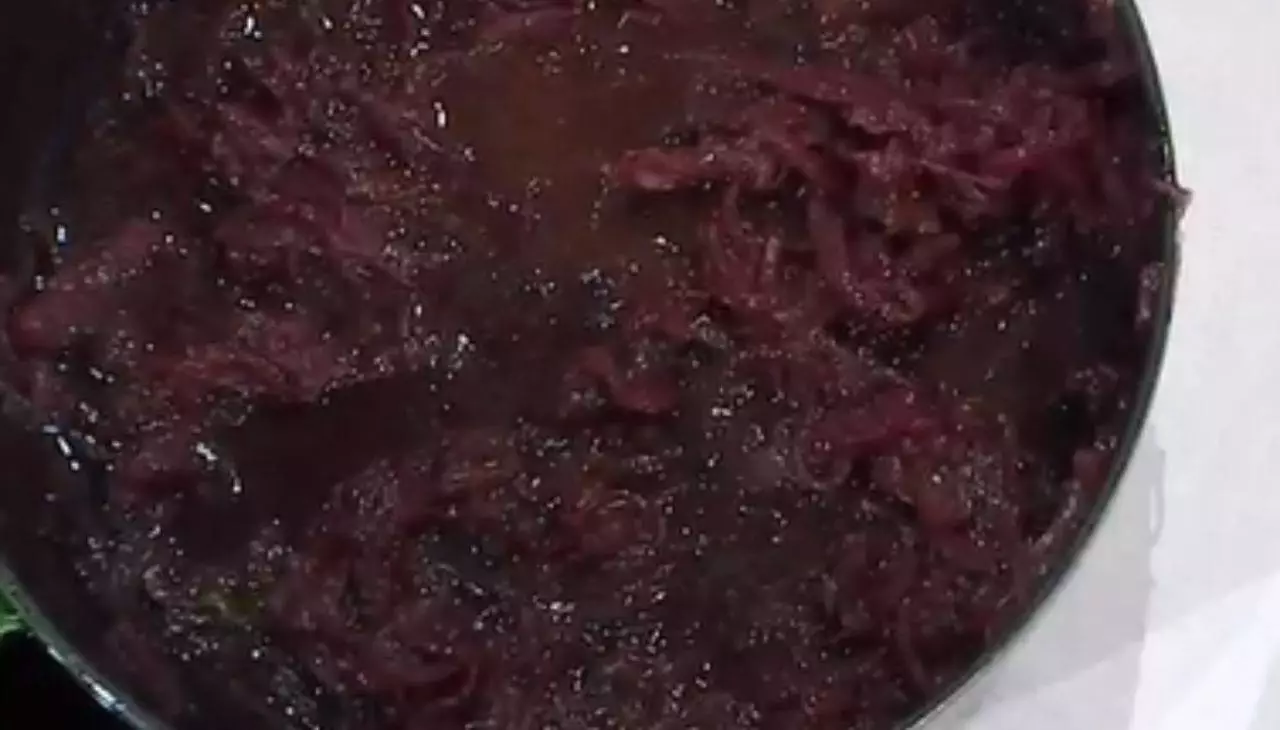 Red wine onion sauce | Greedy and fragrant