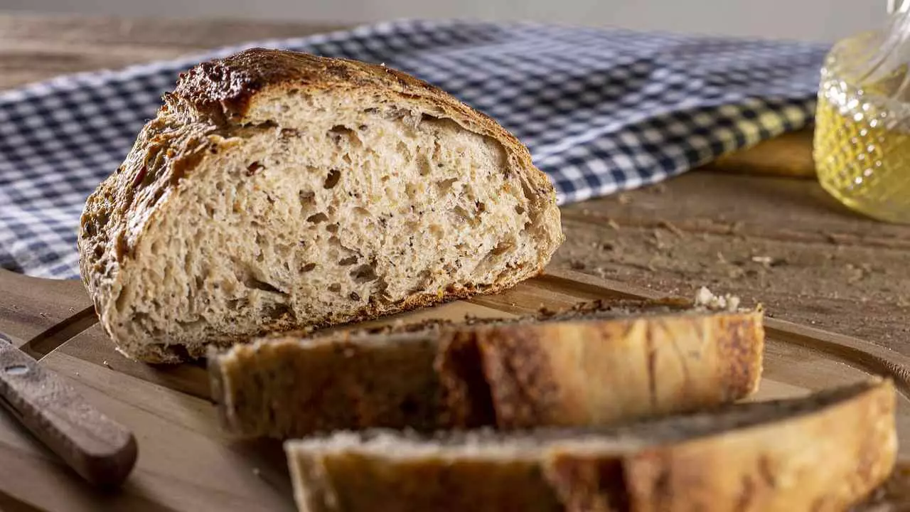 Mat ale Brout kënnt Dir dëst lecker Fanger Iessen preparéieren