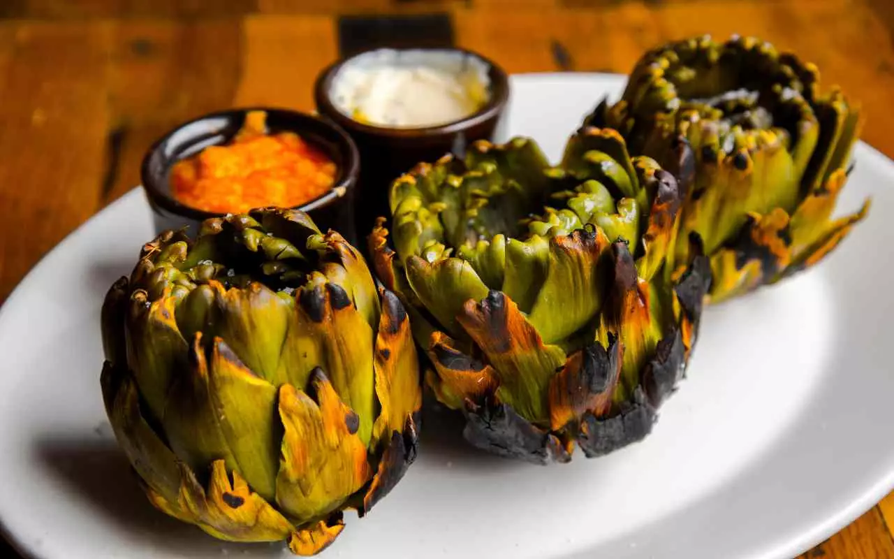 Akeh nggawe ing adonan, liyane panggang, sawetara Romawi-gaya | Aku saiki nggawe artichoke ing air fryer