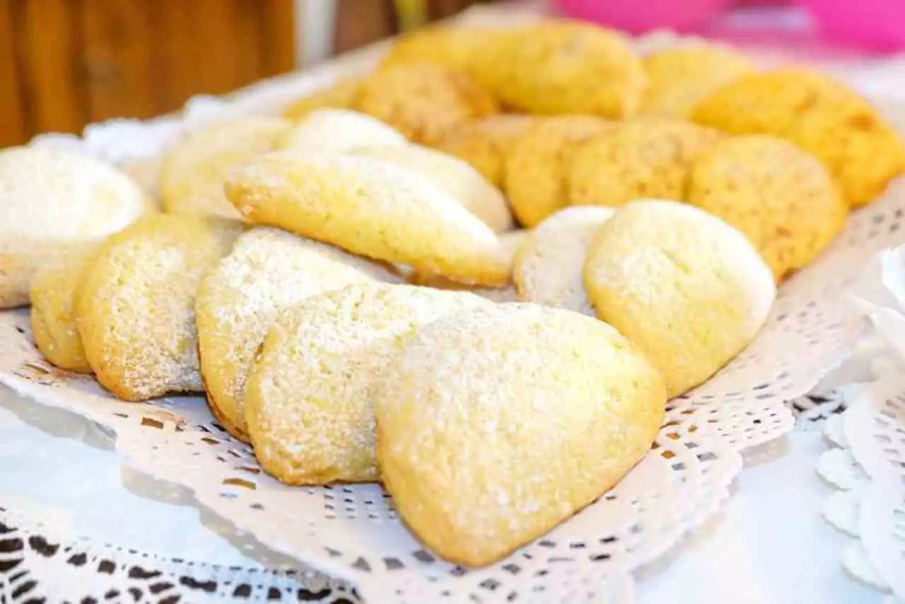 Ravioli goreng dengan ricotta | permen Karnaval yang tidak dapat dilewatkan