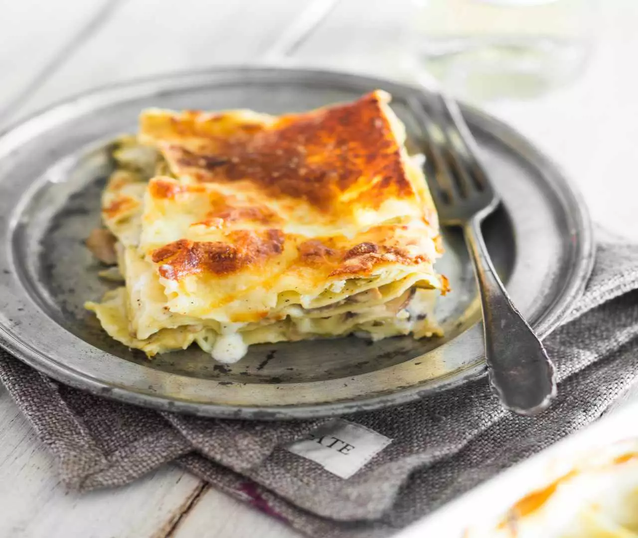 Lasagne cacio e pepe kalawan artichokes na ricotta | Kursus munggaran sarakah