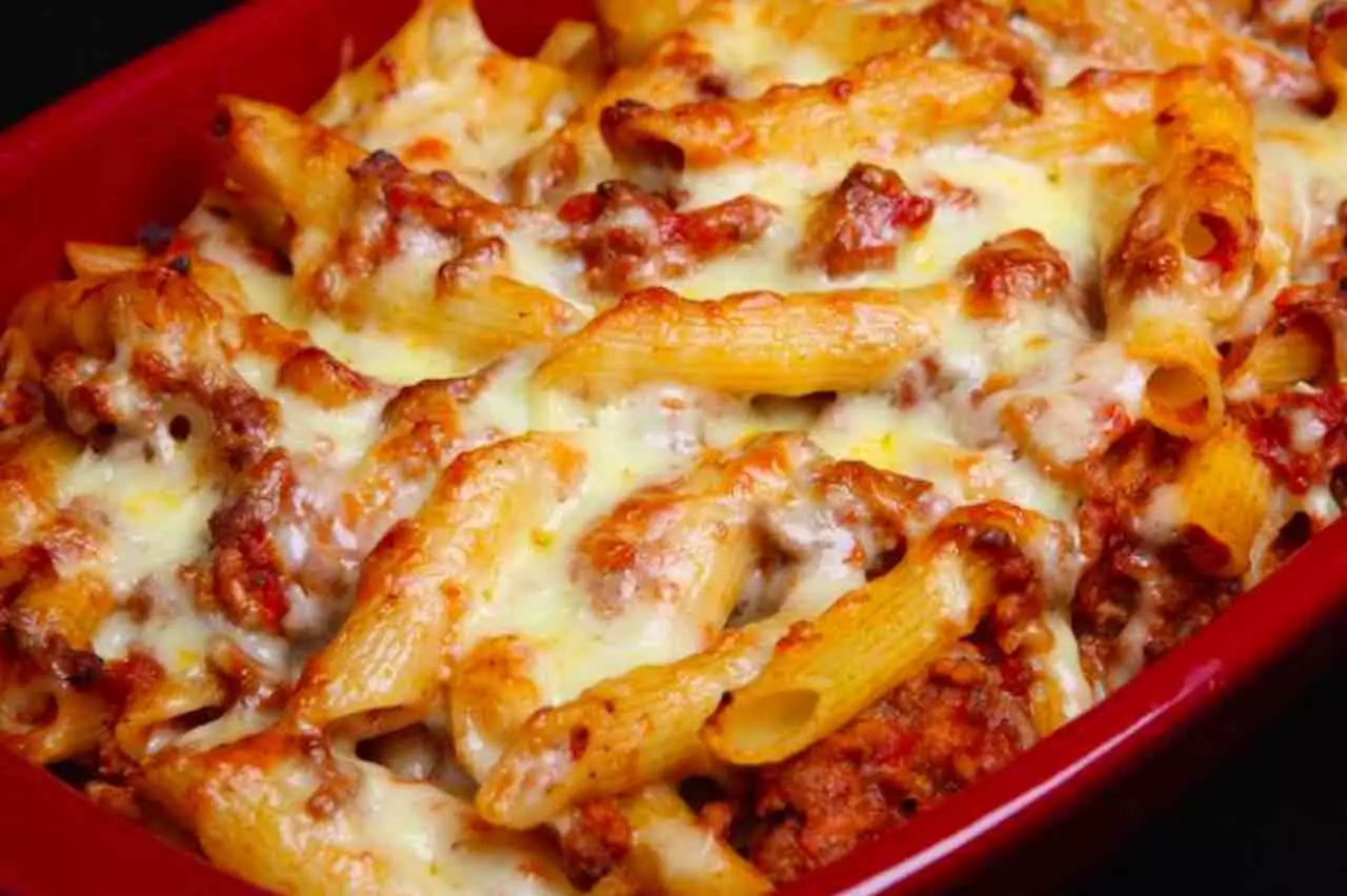 Pastís de pasta al forn a la meva manera, un plat abundant