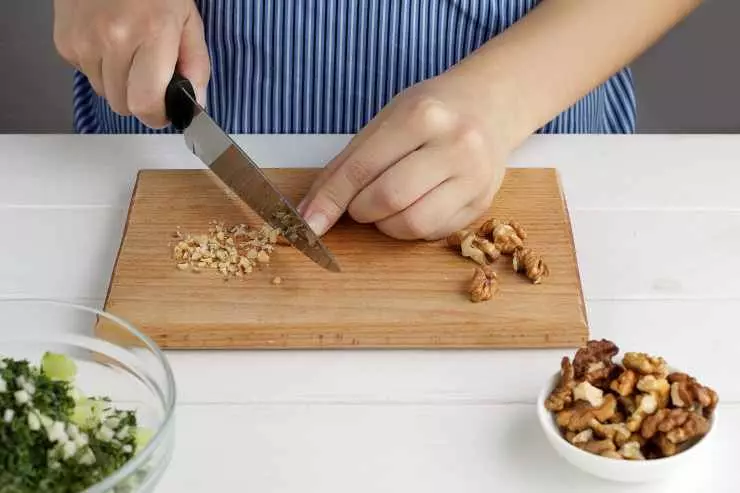 Pasta nga adunay mascarpone ug walnuts - ricettasprint