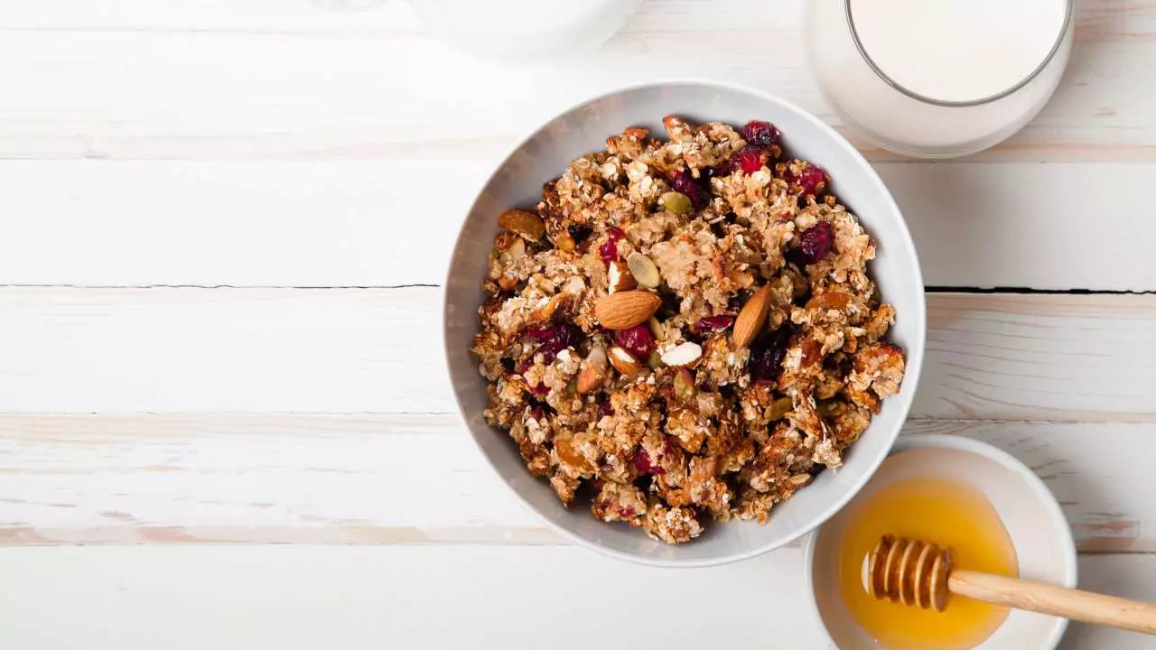 Granola | Lätt recept | Börja dagen med smak