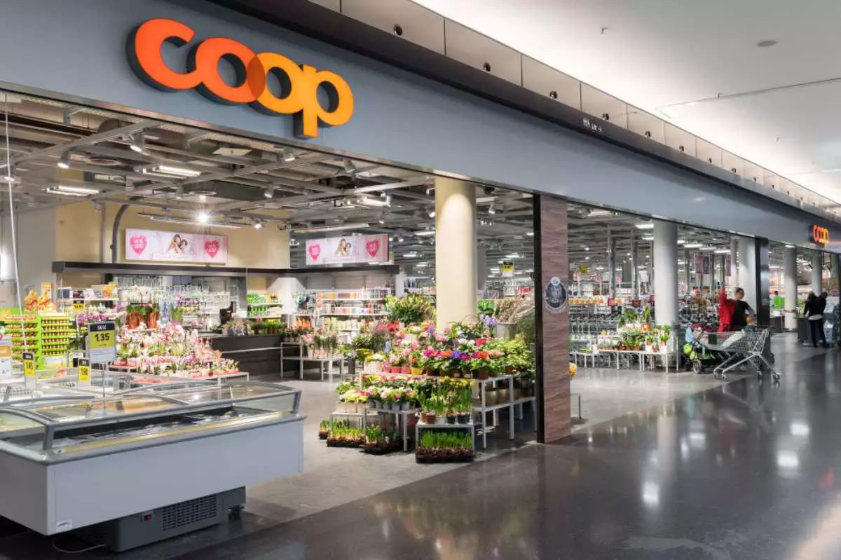 Coop ប្រមូលអាហារជាបញ្ហាបន្ទាន់៖