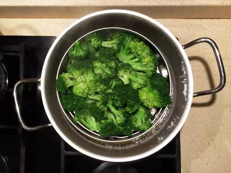 kroket brokoli, kentang dan provolone - cetakan resipi