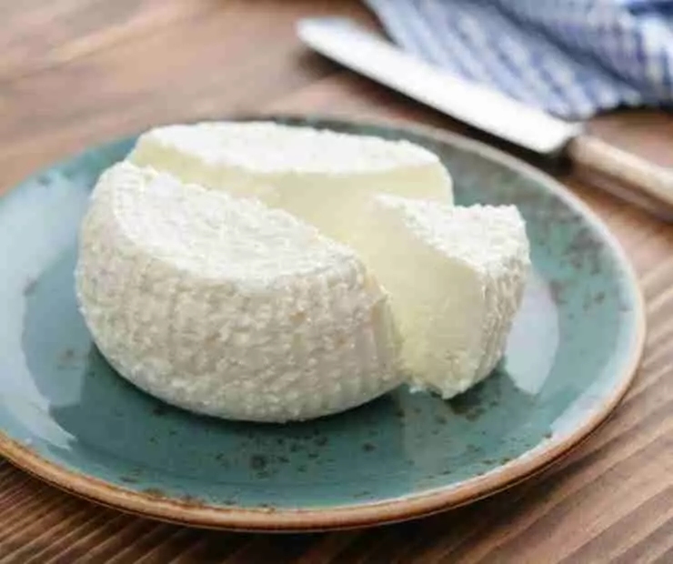 Cassateddi sisun pẹlu ricotta, Sicilian gbọdọ jẹ itọwo 4059_3