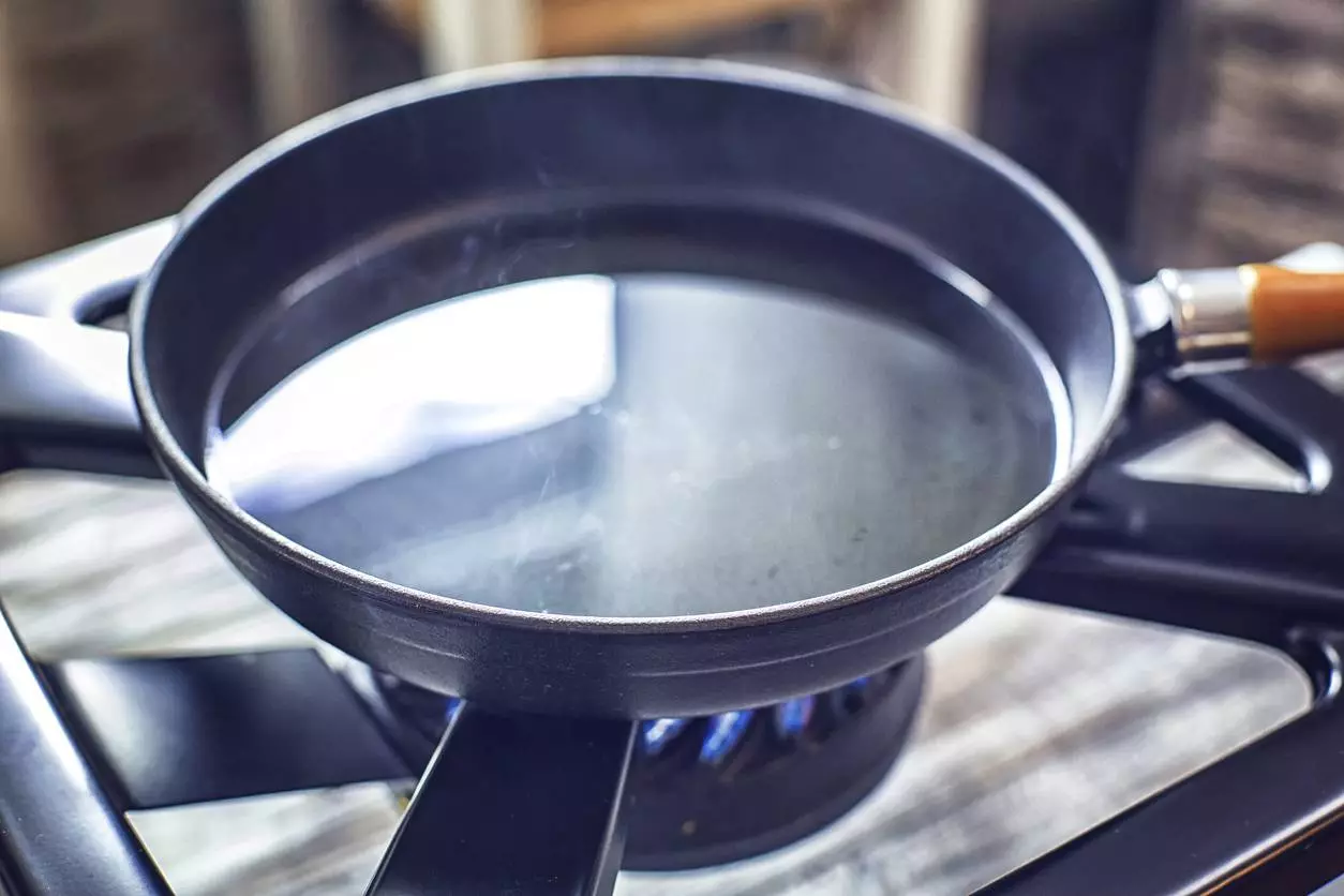 Pancakes tar-rikotta u taċ-ċikkulata: faċli biex tipprepara għal snack delizzjuż 4239_5