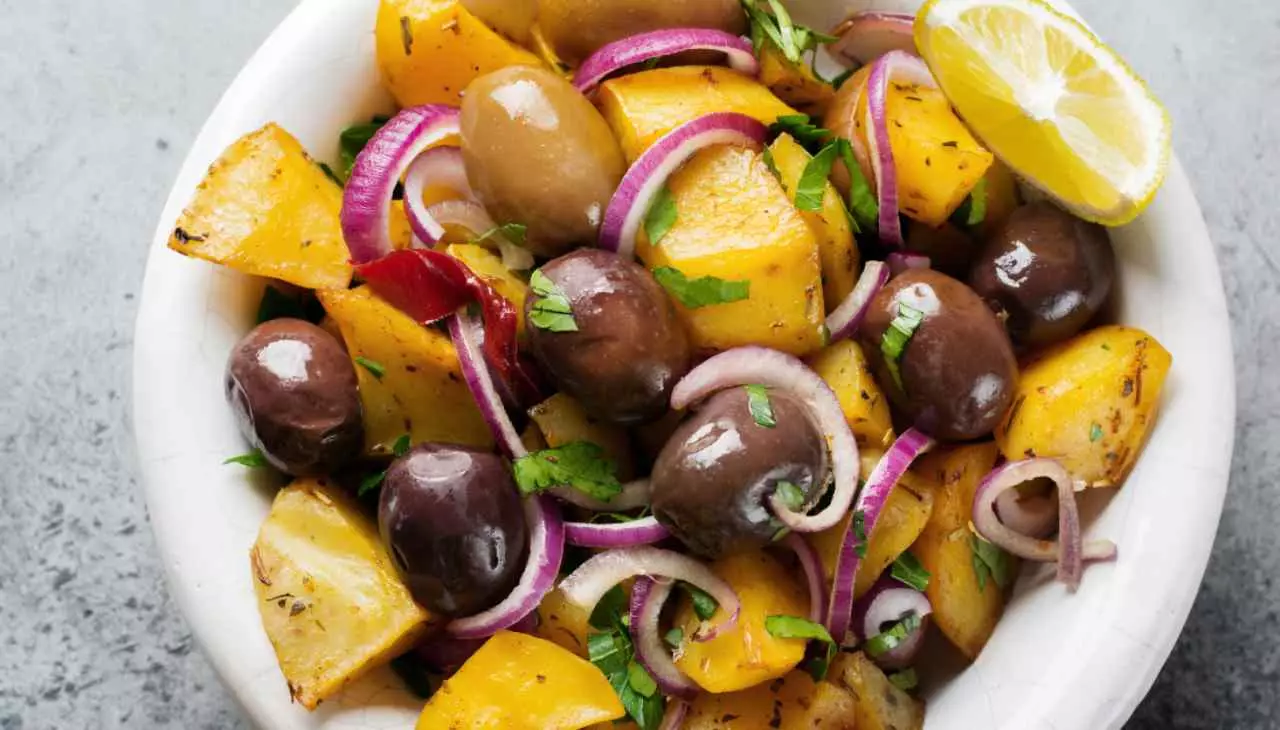 Ensalada de verduras con patacas | Sabrosa e deliciosa especialidade