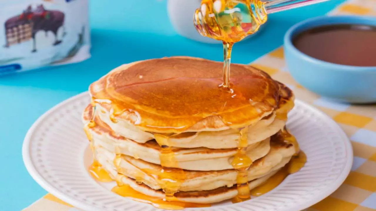 Pancake tinggi | Resep yang enak dan mudah dibuat