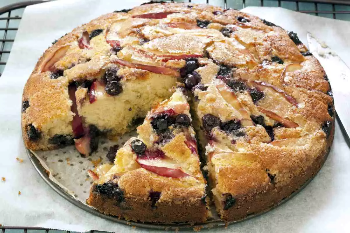 Apple and berry kek: girke-girke mai saurin rani