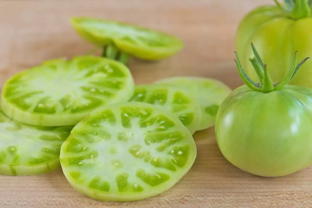 طماطم خضراء مقلية ، وصفة سهلة من حيث النكهة والمقرمشة 4916_2