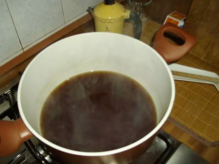 Tiramisu Coffee thiab Cream, tsis muaj qe thiab mascarpone. 4985_2