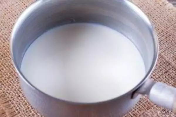 Giriki yogurt oyinbo pẹlu rasipibẹri Jam, alabapade ati ọra- 5073_3