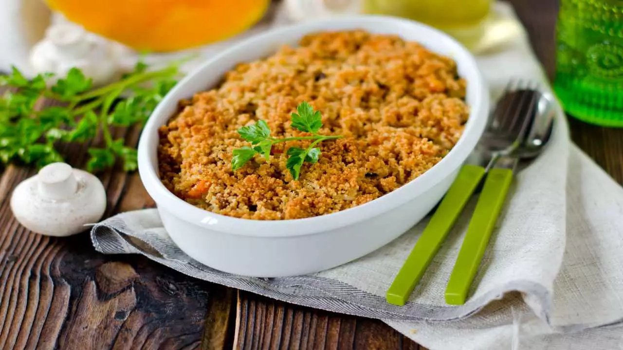 Crumble salgado con calabacín e queixo