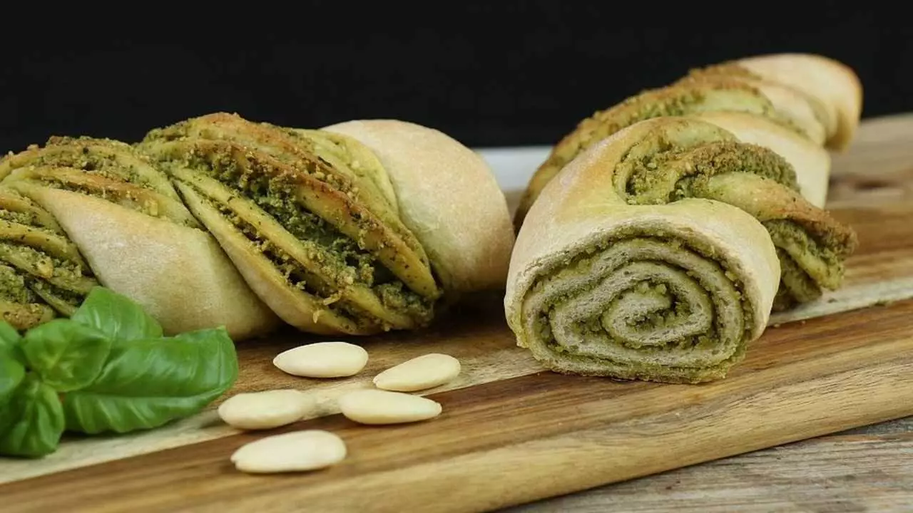 Pa amb pesto d'herbes | La recepta fàcil i gustosa