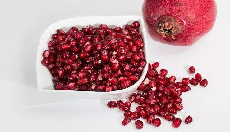 Roti karo pomegranate