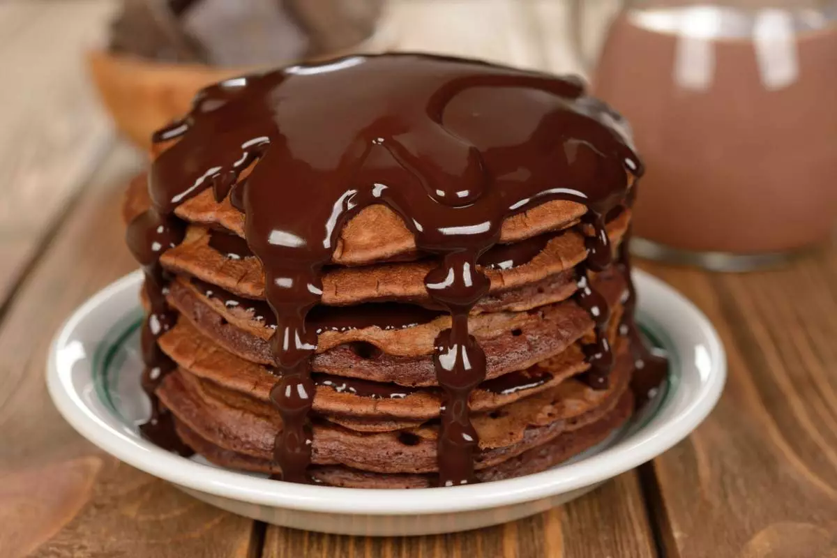 Pancake Coklat tanpa Endog sareng Kopi sareng Nutella