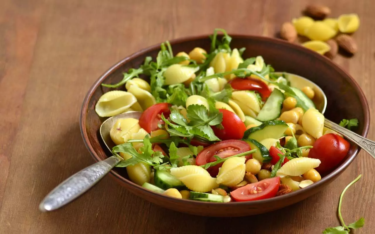 Pasta con rúcula y garbanzos FOTO receta impresión