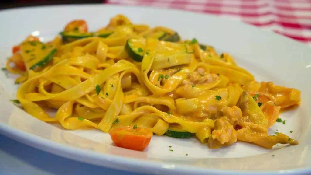 tagliatelle al brazino - reseptitulostus - fi