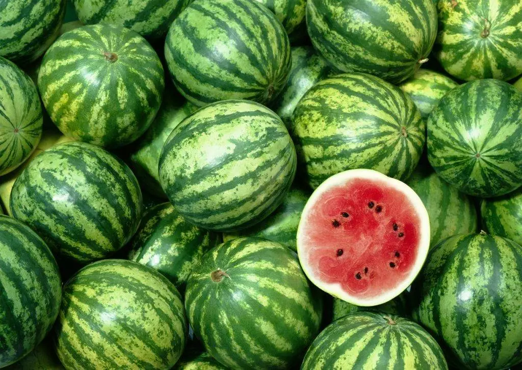 jinsi ya kuchagua watermelon