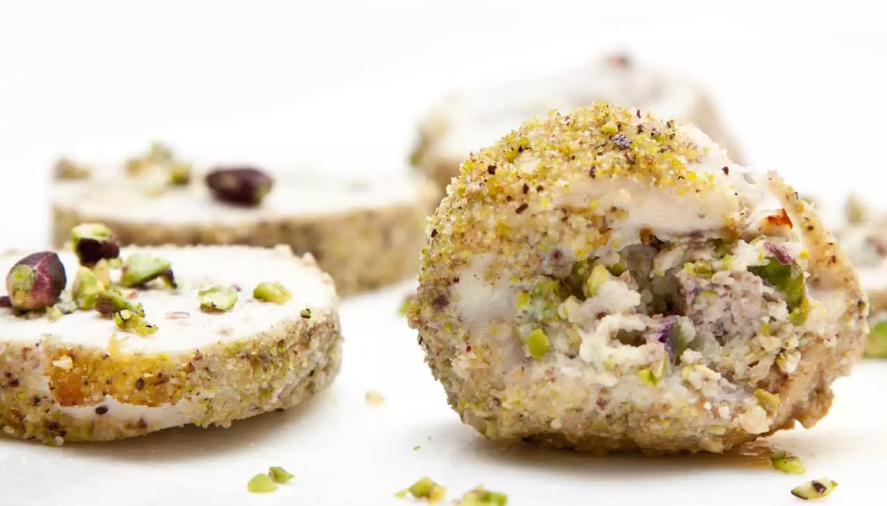 Nama rolls tare da pistachio cuku da speck - ricettasprint